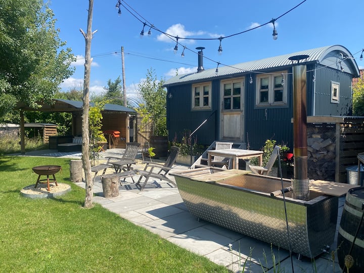 A Special Somerset Hideaway! - Brean