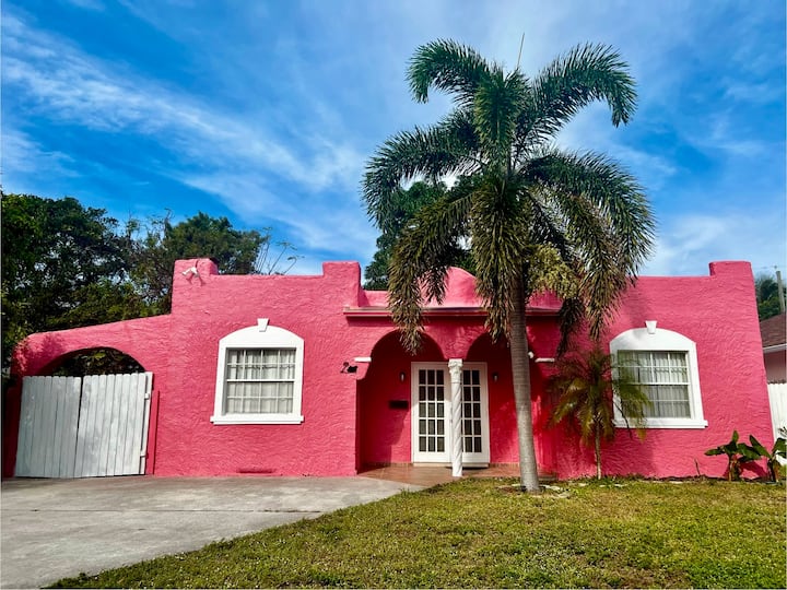 Sunny Villa Great Area 3 Bedrooms 2 Full Bathrooms - West Palm Beach, FL