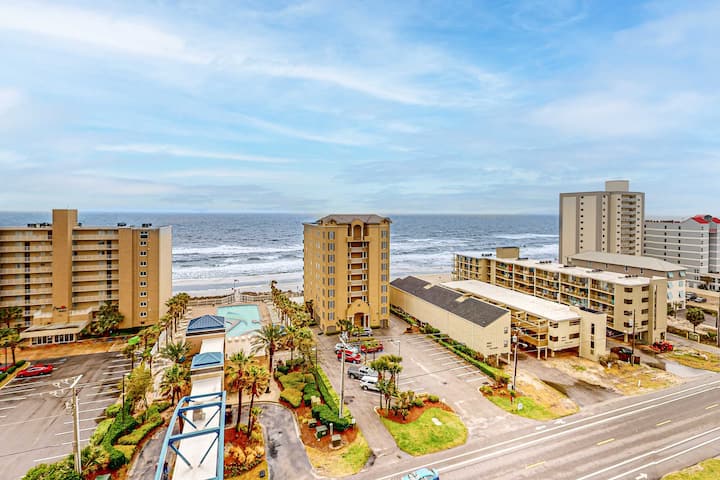 10th-floor Condo With 2 Pools, Gym, Beach Views, & - Gulf Shores, AL