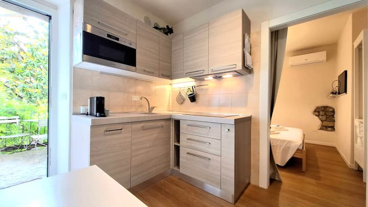 Bilocale Balcone Privato - Al Glicine Apartments - Lazise sul Garda
