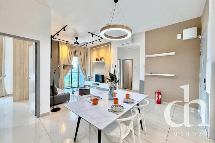 Parkland Residence: Batu 11 Mrt, High Floor (3.2) - Kajang