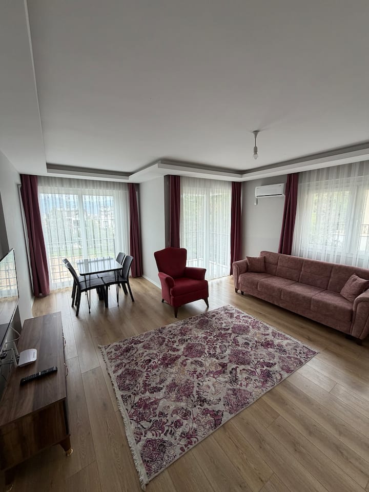 Fethiye Merkezi Konumlu 2+1 Balkonlu Daireler - Fethiye