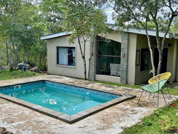 Gwizo Farm Lodge - Zimbabwe