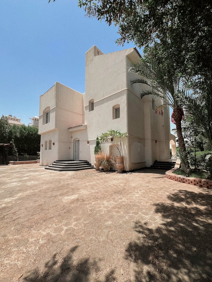 White Villa South Golf
                     Gs18 - Hurghada