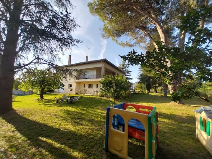 Maison De Campagne Piscine, Jeux - Agen