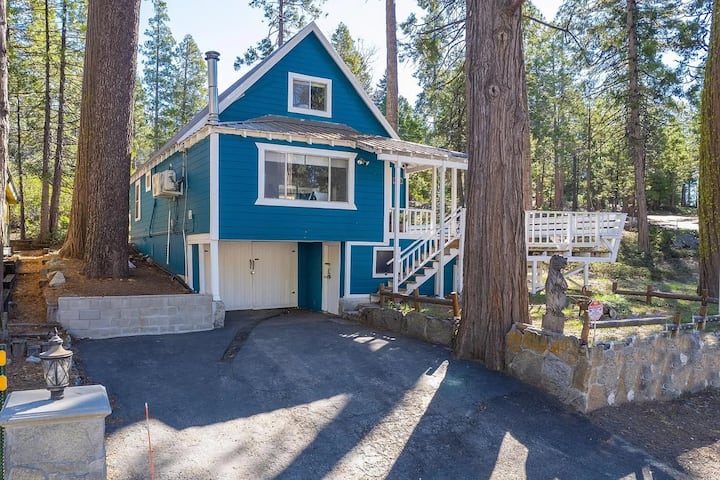 Tollhouse Cottage ~ Heart Of Shaver - Shaver Lake, CA