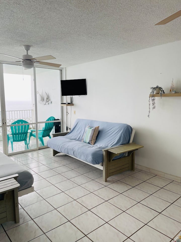 Beachfront Apartment With Amazing View At Luquillo - Luquillo