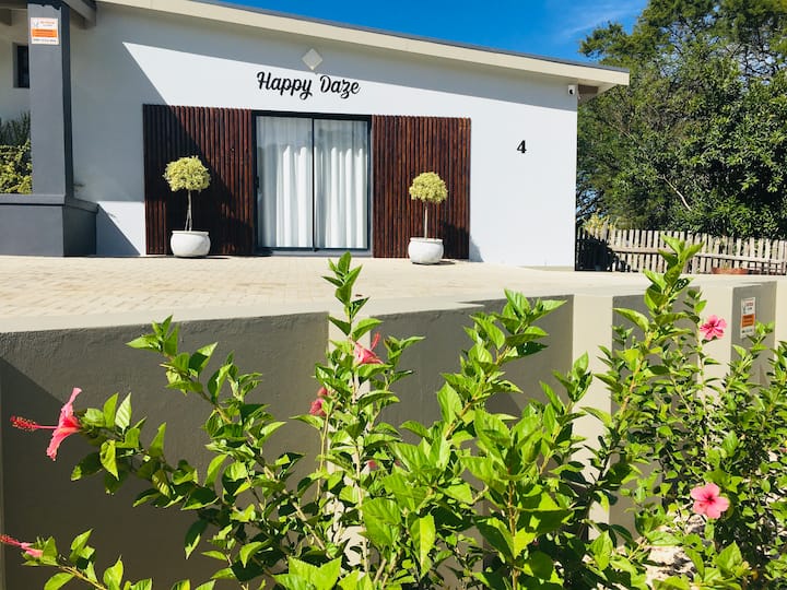 Happy Daze: Self Catering & Loadshedding Proof! - Swellendam