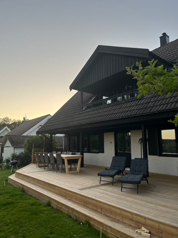 Rymlig Villa 15 Min Från Göteborg - Gotemburgo