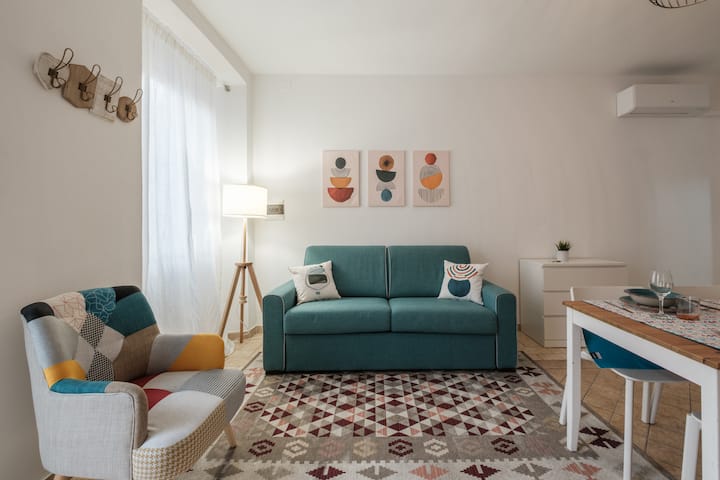 Maison Individuelle-centre Historique De Villanova - Cagliari