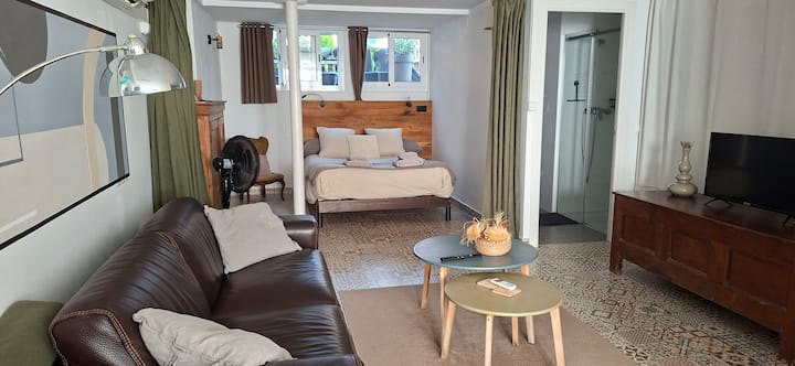 Studio  45 M2 Avec Patio 6 Mm  A Pied De La Plage. - Torredembarra