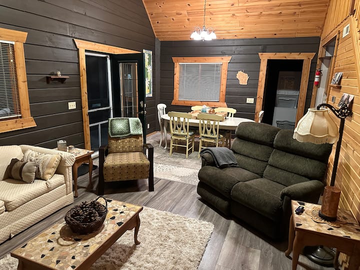 Unique Privately Owned - Near Utv Trails/waterpark - Fort McCoy, WI