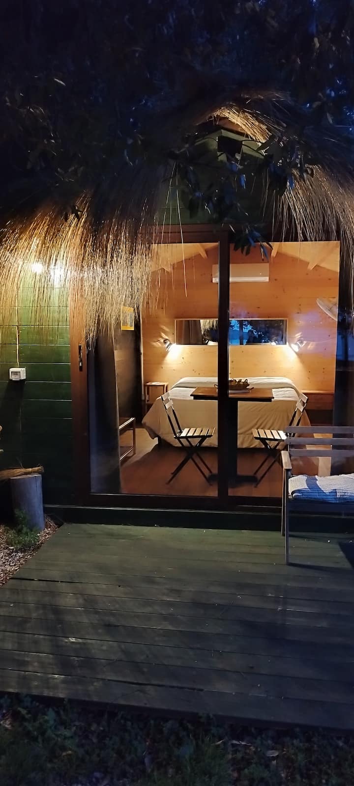 Capanna Fronte Lago Wild - Sabaudia