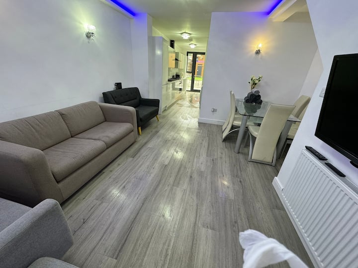 New Garden Apartment 1 , Hendon - Centro de Londres