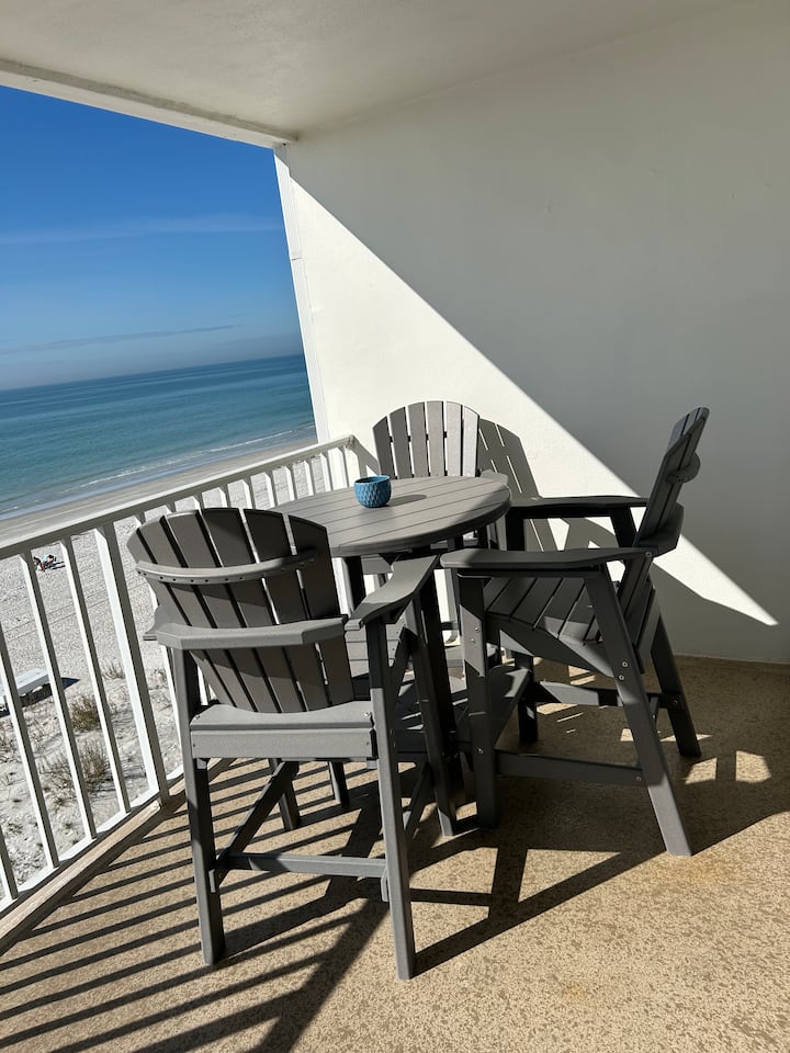 Rare Chance To Book Gulf Front Penthouse W/pool - Indian Shores, FL