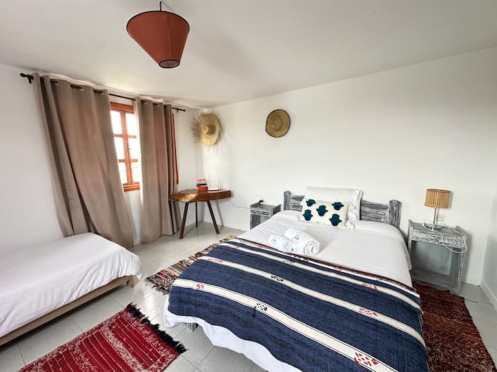 Bright Rooftop Private Room With Breakfast - Essaouira