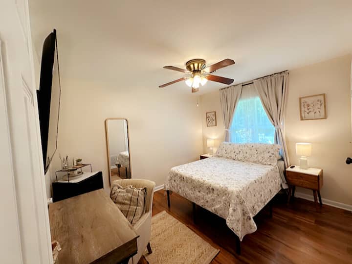 The Lavender Nook - Fayetteville, NC