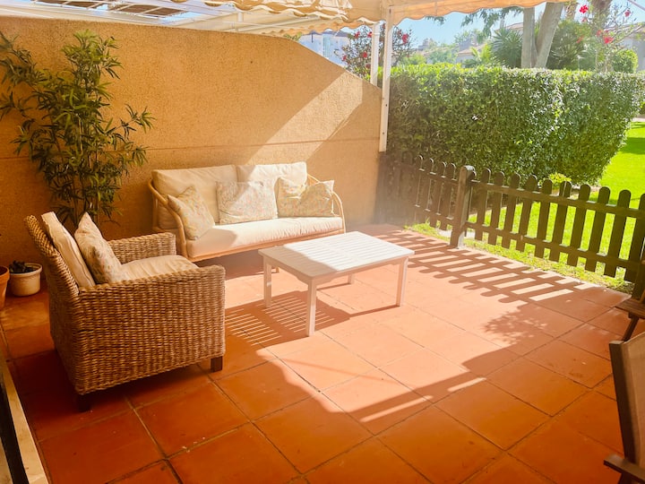 Casa Con Jardín Privado En La Playa Y Piscina/golf - Rota