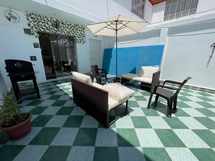 Casa Playera Con Mini Piscina Y Cocina Amplia - Pacasmayo