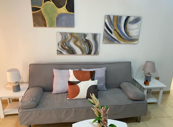 Hermoso Apartamento Con Espectacular Vista Al Mar. - Venezuela