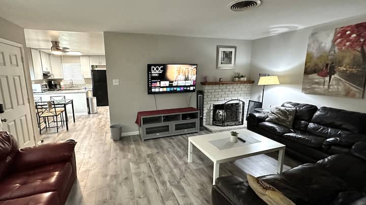 Clean Fair Oaks 3/1 Duplex. - Citrus Heights, CA