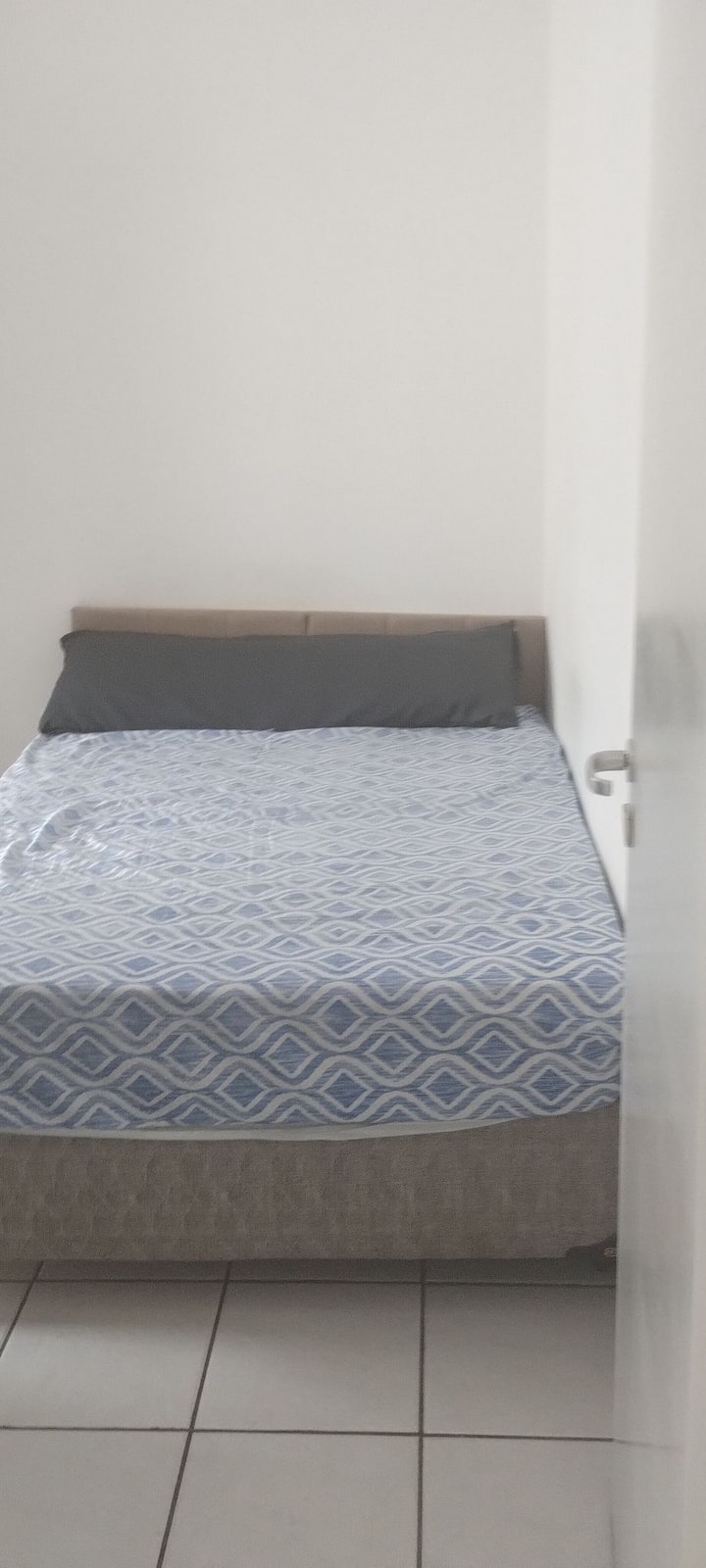 Estou Alugando Quarto Até 4 Pessoas Mesmo Grupo - Praia Grande