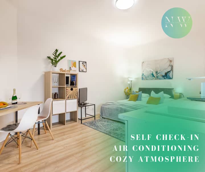 Urbannest - Super Cozy Apartment By Nw - Budapest