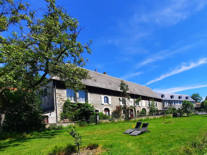 Domaine Lou Castet -Gîte 26 Pers - Lannemezan