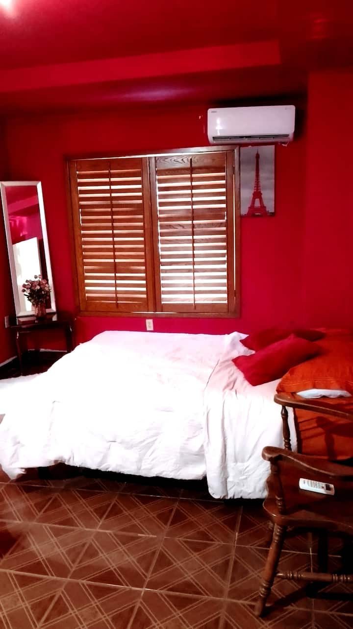 Habitación Independiente En Zona Céntrica - Nuevo Laredo