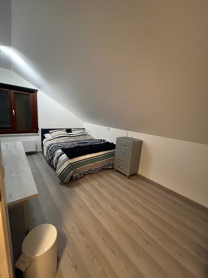 Single Bedroom In Calm Farm Area - Aalst