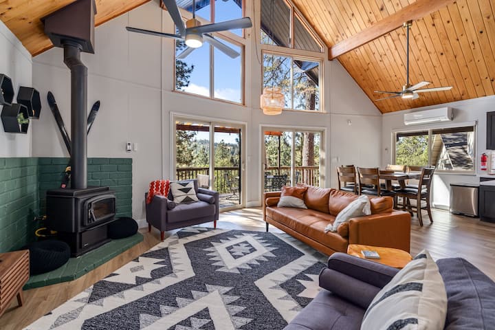 Cozy A-frame *Game Room*lake*yosemite*generator* - Groveland, CA