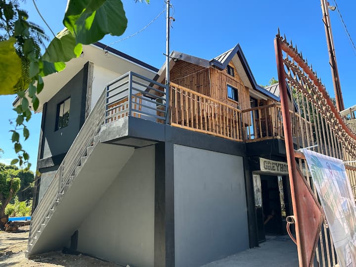 Greyhouse - Calatagan