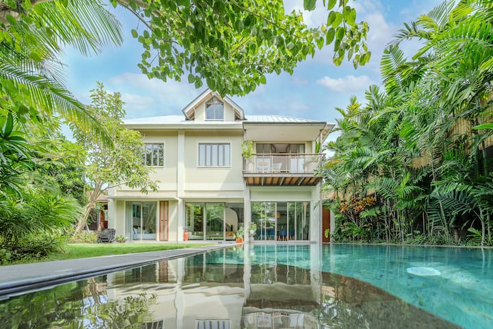 Villa L'abri 4br | Cozy Mood Stay - Canggu