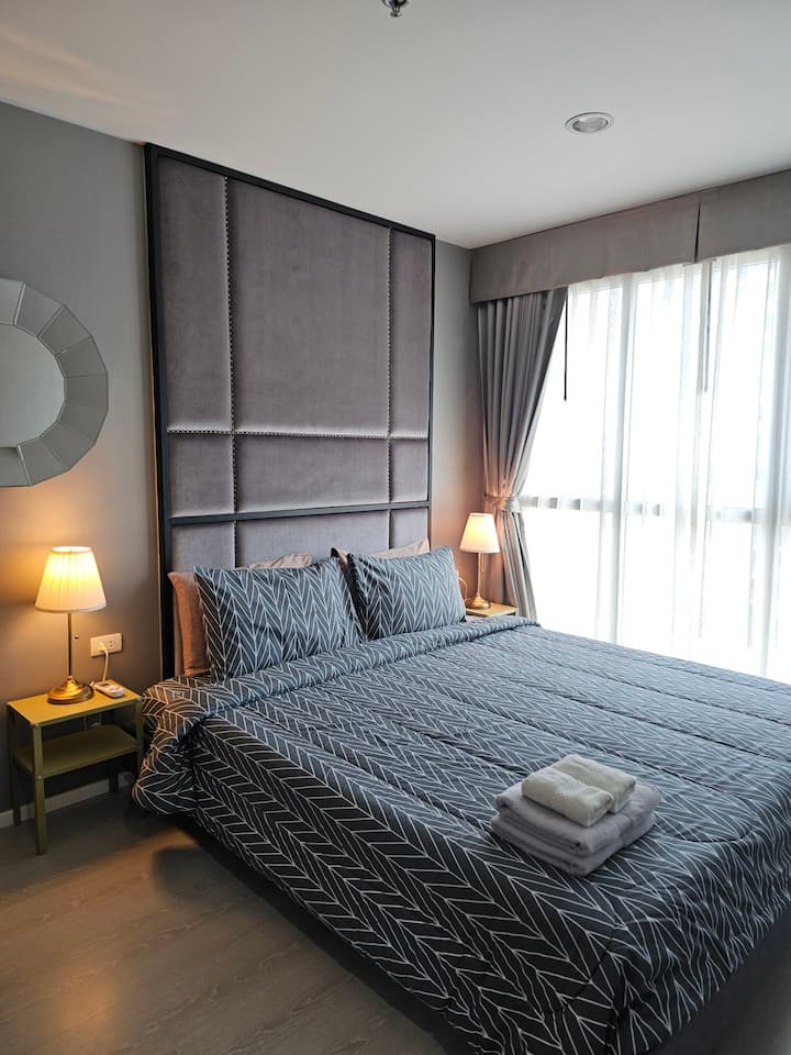 Modern Stylish Condo 12 Minute Walk To Cbd Bangkok - Bangkok