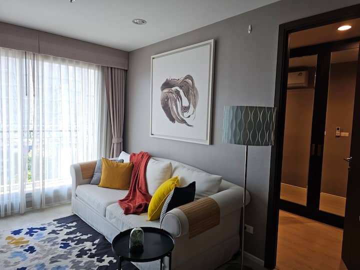 Modern Stylish Condo 12 Minute Walk To Cbd Bangkok - Bangkok