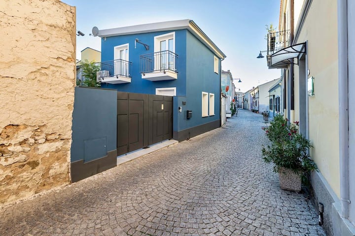 Historic Townhouse · Large Terrace · Central Olbia - Olbia