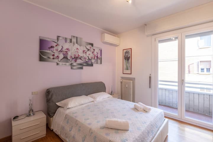Borgo House, Bologna By Short Holidays - Болонья