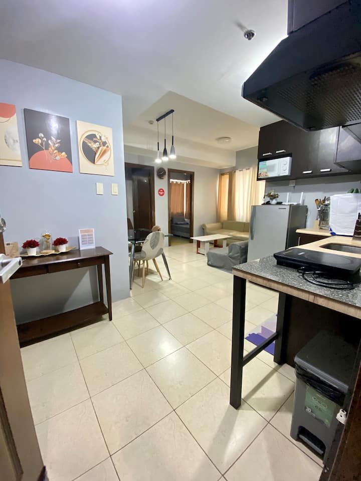 Spacious 3br Condo Near Mckinley Hill And Bgc - Makati