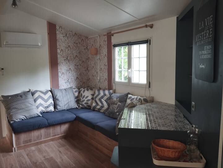 Mobil-home Supérieur Chenille - 2 Chambres - Jardins du logis de Forge