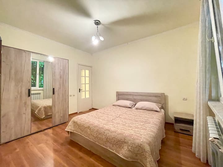 Sunny House 24/7 Supermarket And Exchange Nearby - Jerewan