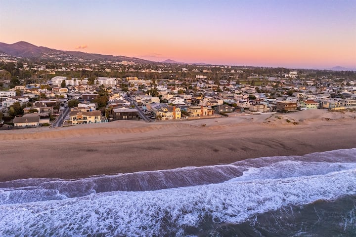Adorable Beach Loft 36 Steps To Sand,no Guest Fee - Ventura, CA