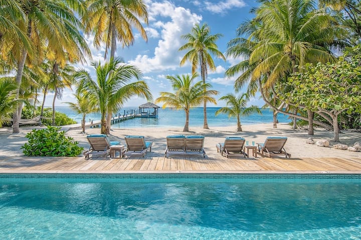 Luxury Private Villa In Starfish Point - Cayman Islands