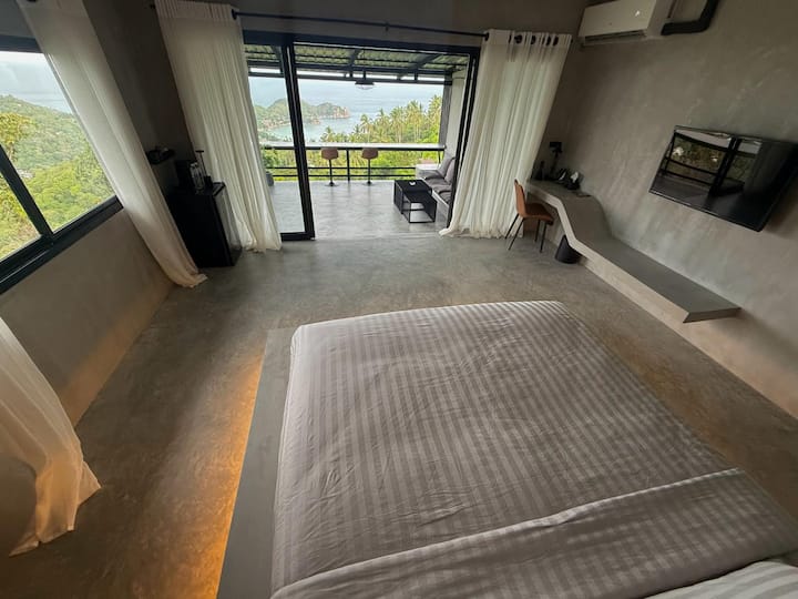 Modern Industrial Panoramic Sea View Studio - Koh Tao