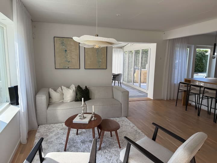 Spacious Villa Of High Standard - Aéroport de Göteborg-Landvetter (GOT)