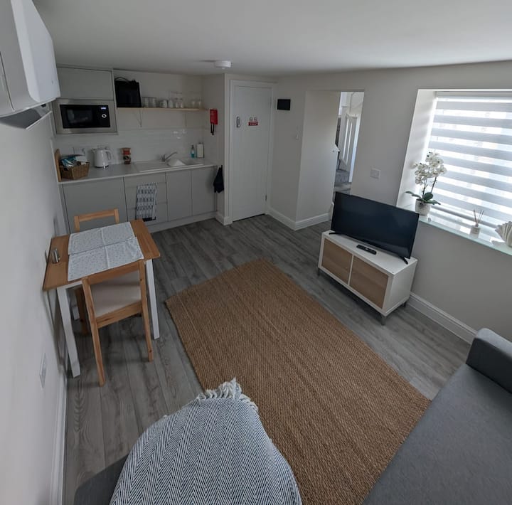 Reef Lodge - Harbour View Lodges - Brightlingsea