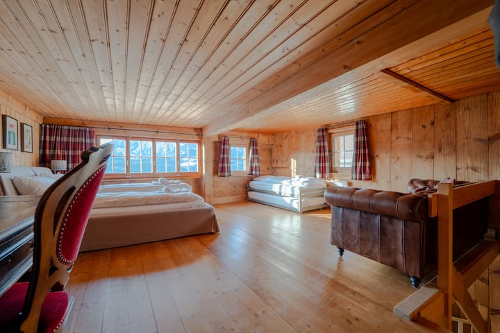 Spacious 3 Bedroom Chalet Near Flims - Switzerland