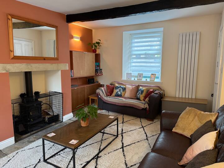 Calm Oasis Honley : Dogs Welcome :  Relax & Unwind - Huddersfield