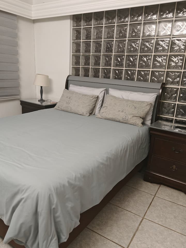 Yakhe Self-catering Cozy Styled 1 Bedroomed - Germiston