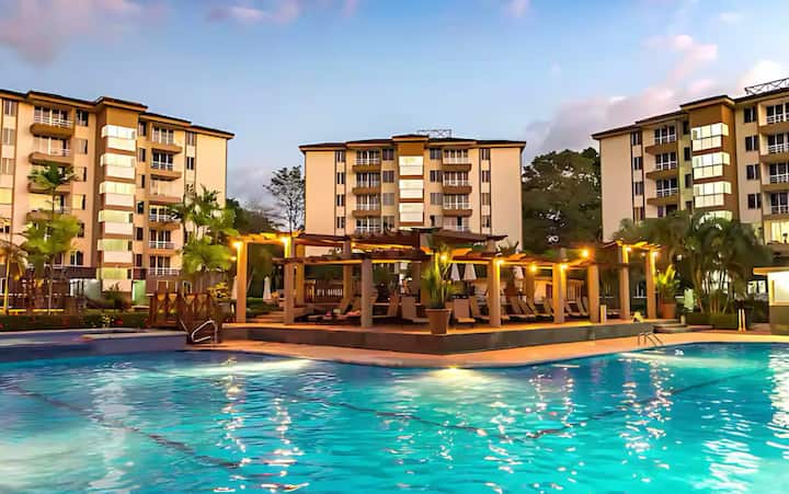 3/2 Condo, 24/7 Secure, Pool, Mountains, Beach - Costa Rica