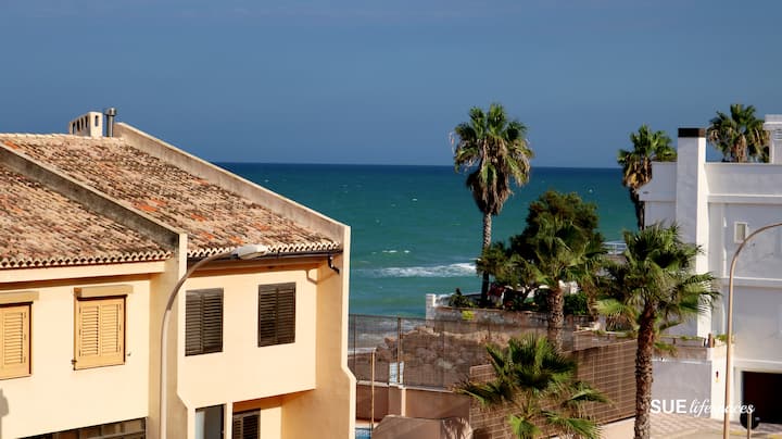 Beachfront Apartment With Terrace - Tavernes de la Valldigna